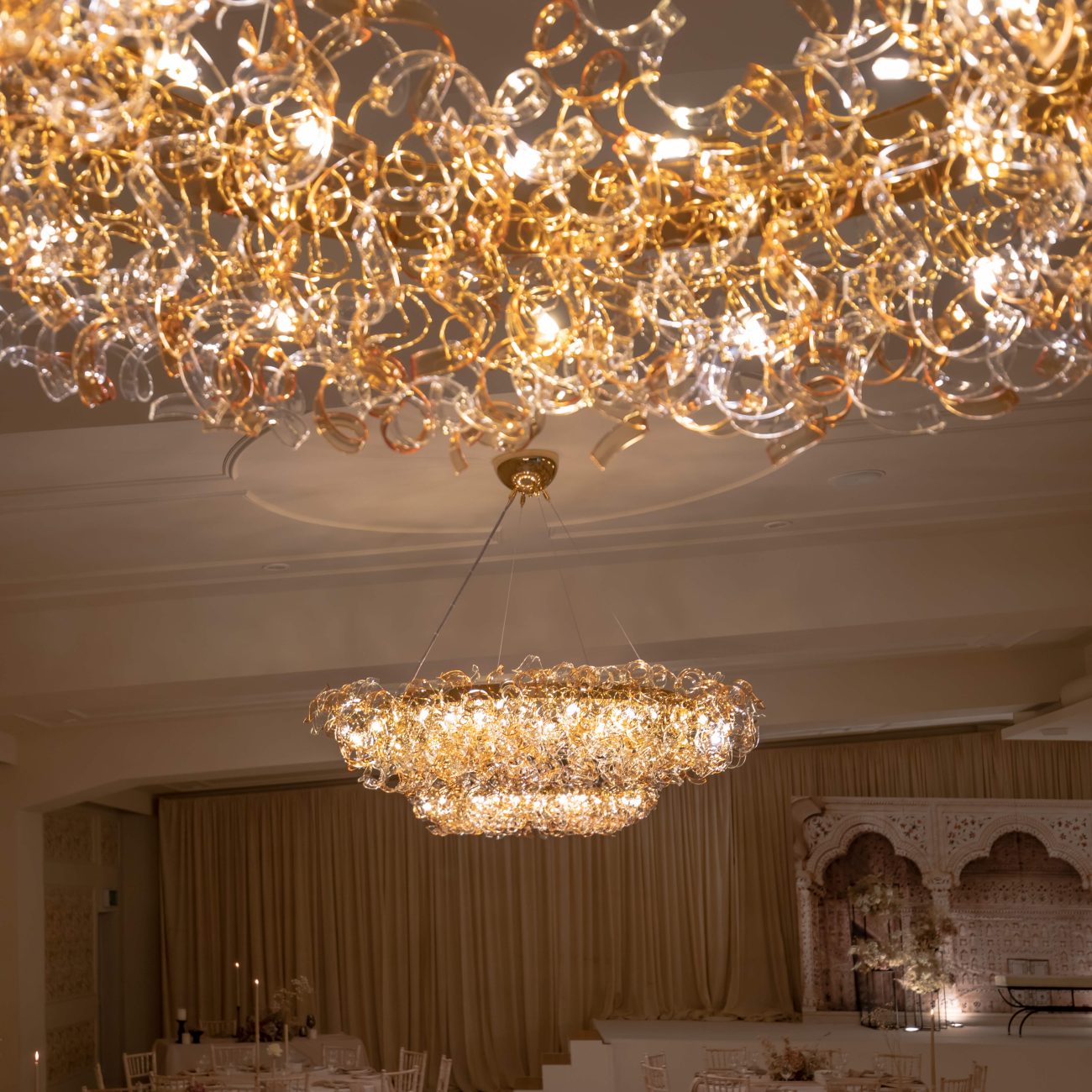 Staveley House Banquet Hall (UK) - Metal Lux